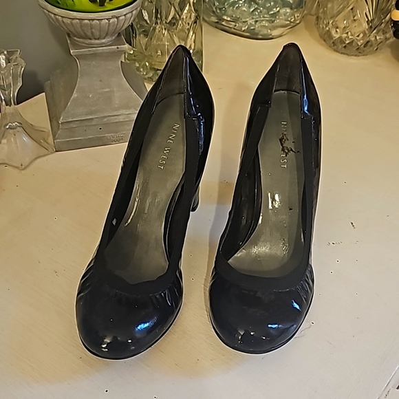 Nine West | Shoes | Nine West Designer Pumps Sz 8 Black Patent Leather ...